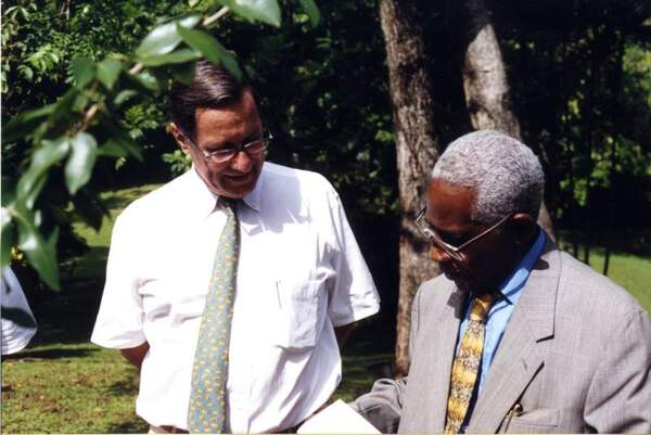 Exclusivité Antilla - Bernard Hayot brise le silence : son parcours, sa ...